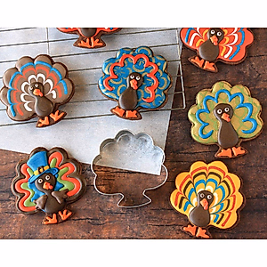 Front Facing Turkey Cookie Cutter, 3.75" Made in USA by Ann Clark Cookie Cutters