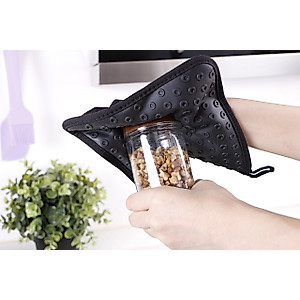 Webake Oven Mitts and Pot Holders Set of 4, 2 pcs Long Silicone Baking Oven Gloves and 2 pcs Silicone Hot Pads with Pocket for Oven Baking