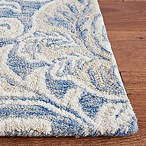 SAFAVIEH Micro-Loop Collection Area Rug - 8' x 10', Blue & Ivory, Handmade Wool, Ideal for High Traffic Areas in Living Room, Bedroom (MLP532M)