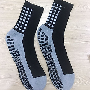 Nigeiyeme Unisex Soccer Socks Sports Grip Socks Anti Non Skid Basketball Socks Dispensing Anti Slip Cotton Football Socks (Black,One-size)