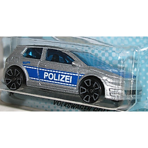 Hot Wheels Volkswagen Golf MK7 Vehicle 1:64 Scale Car, Gift for Collectors & Kids Ages 3 Years Old & Up