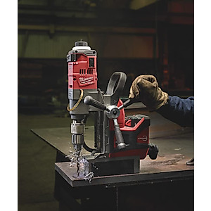 Milwaukeey M18 FUEL 1-1/2'' Magnetic Drill High Demand Kit