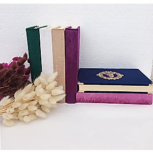 Full Quran Prayer Rug Gift Set, Arabic Velvet Covered Quran (Size: 6.70 x 4.70 İnc / 17 x 12 cm) and Beads I Perfect Islamic Gift for Men&Women | Prayer Mat| Holy Quran (Gold), S1