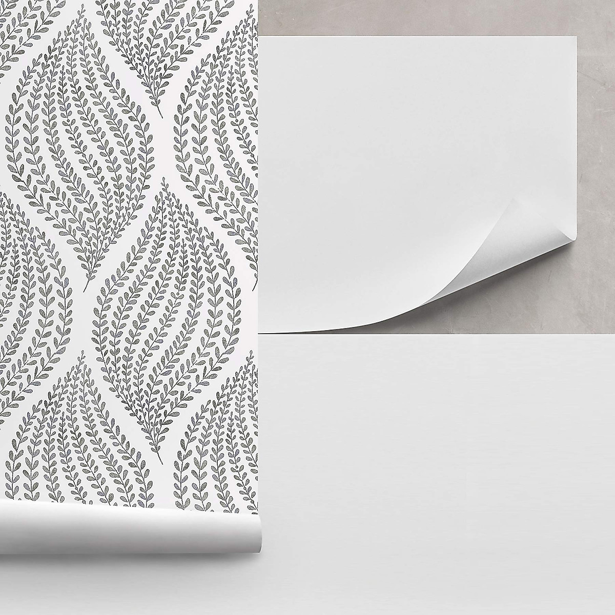 Brewster A200 26-in Unpasted Liner, White