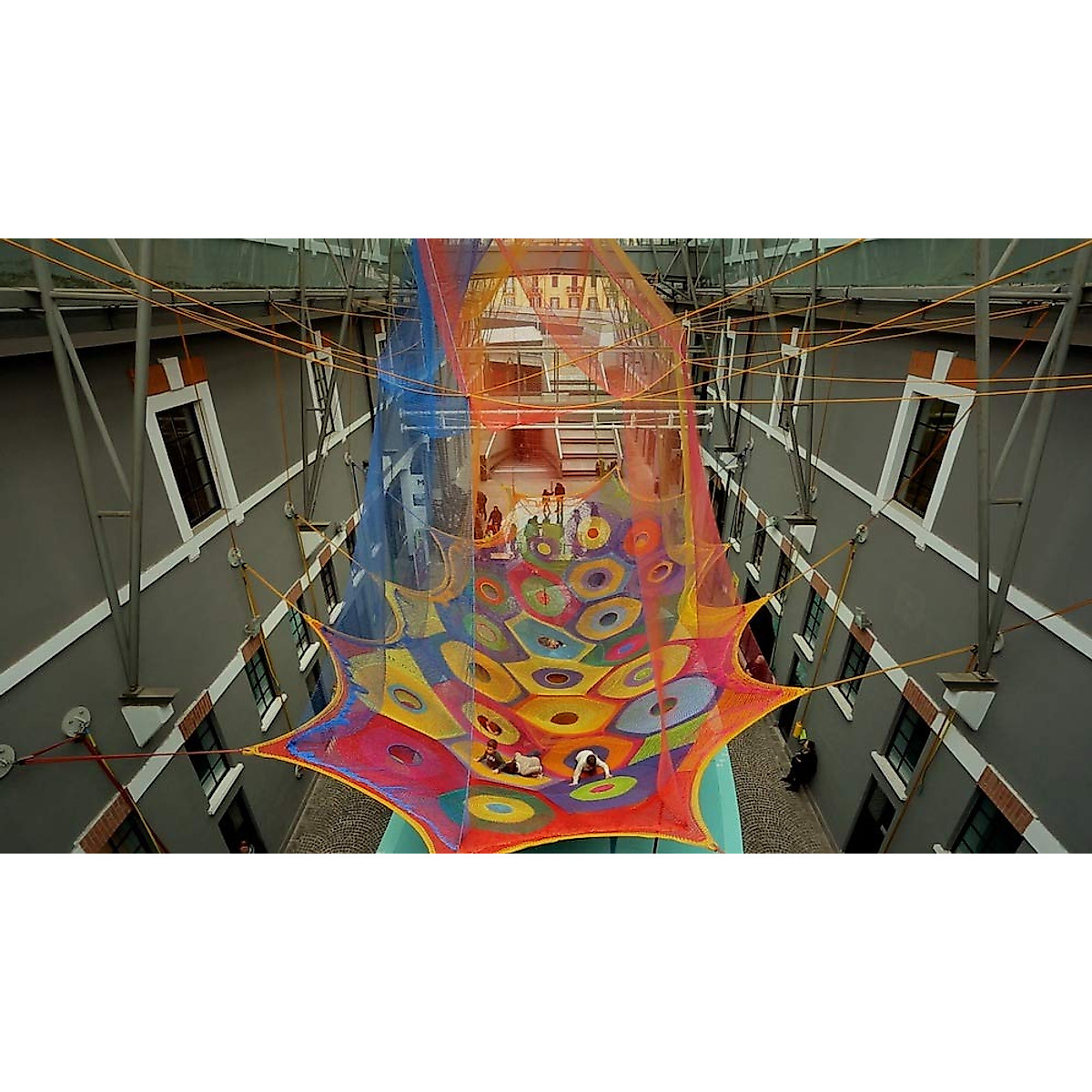 Yarn Make Your Life a Thread [DVD]