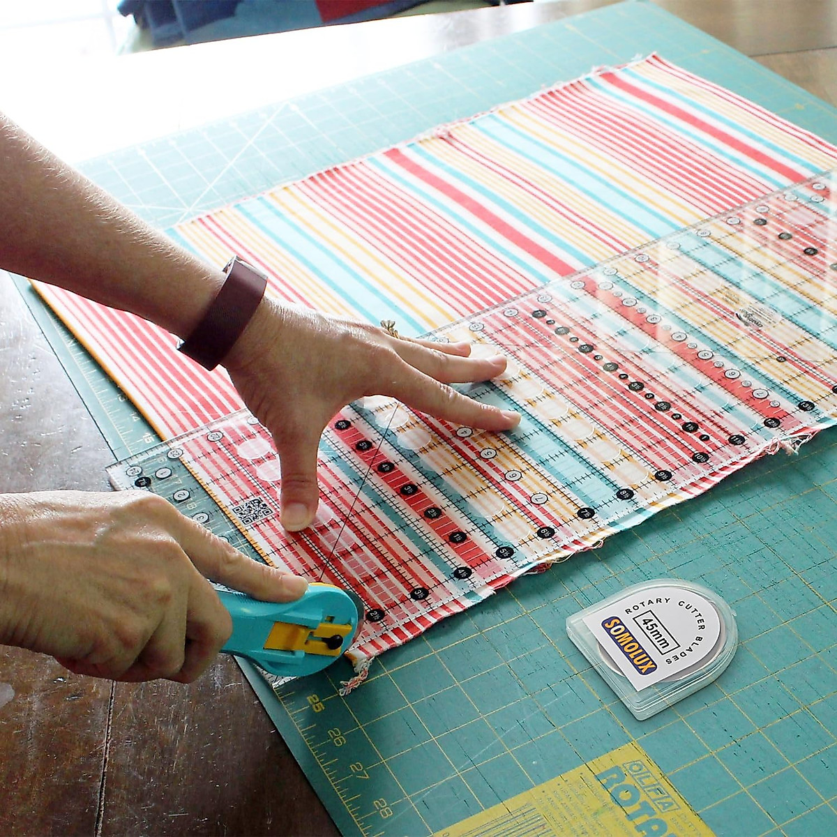 Rotary Cutter Blades 45mm 10 Pack Refill by SOMOLUX,Fits OLFA,DAFA,Truecut Replacement, Quilting Scrapbooking Sewing Arts Crafts,Sharp and Durable