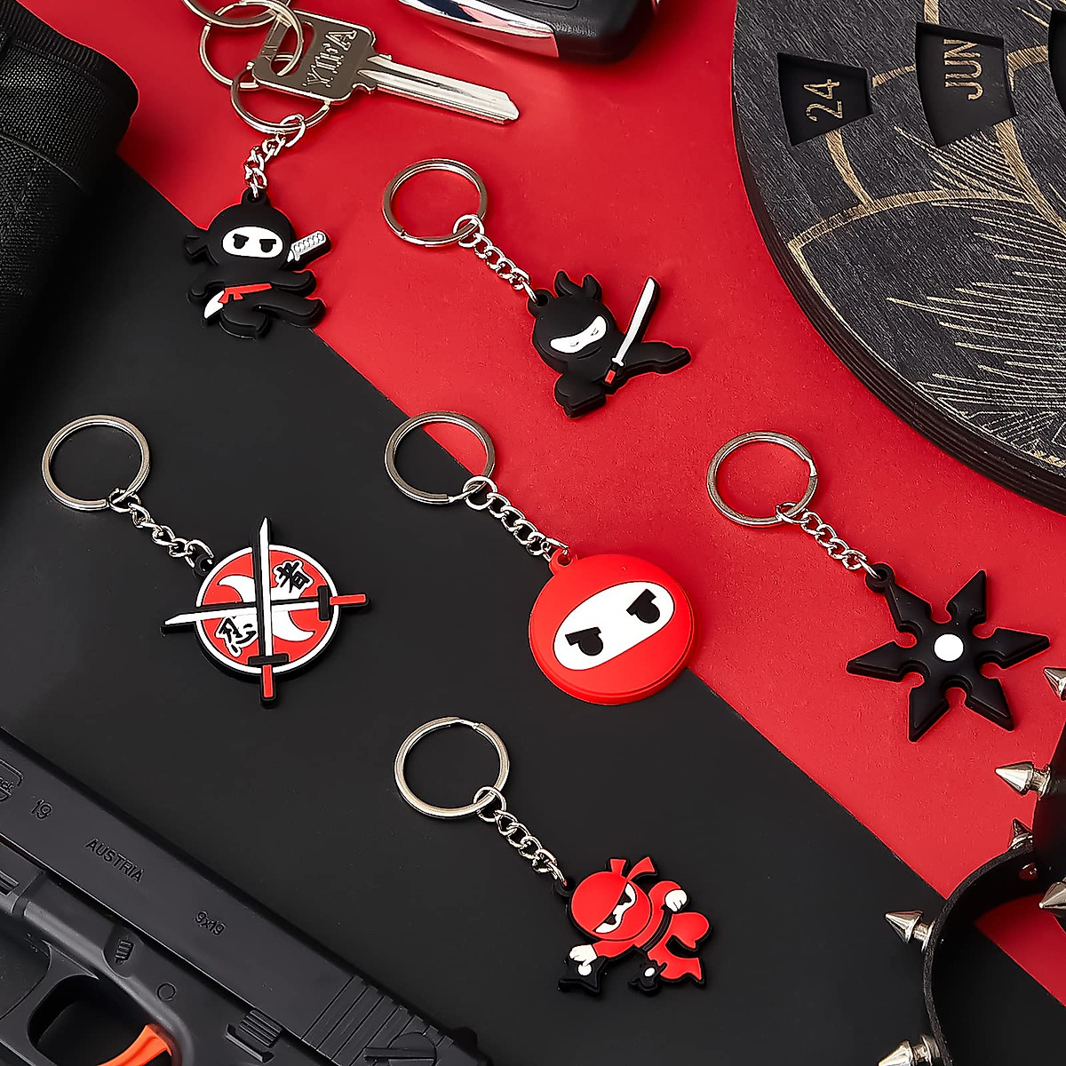 Taiyin 30 Pack Ninja Party Favors Ninja Keychains Ninja Warrior Party Favors Karate Samurai Stars Warrior Key Ring for Birthday Party Supplies Kids Baby Shower