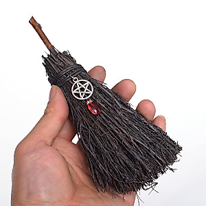 BLESSUME Witch Altar Broom Pentacle Mini Wizard Broom Pentagram/Celtic Knot Divination Ornament (Pentagram & Red Pendant)