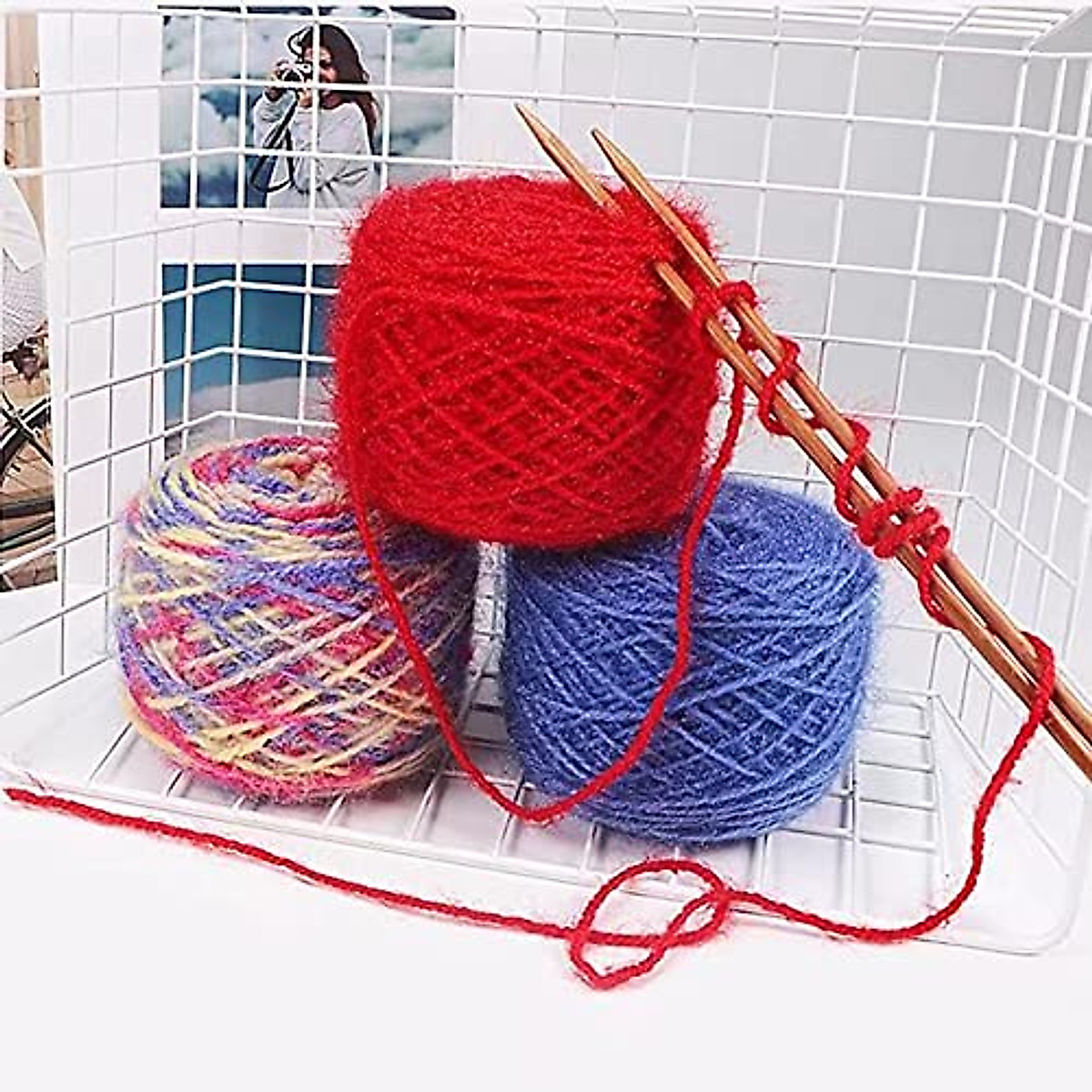 Fuzzy Knitting Yarn Medium Thick Skeins Acrylic Yarn for Knitting and Crocheting Super Soft Lightweight Crochet Yarn Breathable Knitting Fabric for Beginners DIY Craft Projects, 150g/Ball