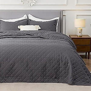 Bedsure King Size Quilt Set - Soft Ultrasonic Quilt King Size - Diamond Bedspread King Size - Lightweight Bedding Coverlet for All Seasons (Includes 1 Grey Quilt, 2 Pillow Shams)