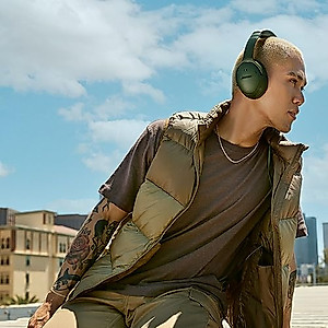 Bose QuietComfort Wireless Noise Cancelling Headphones, Bluetooth Over Ear Headphones with Up To 24 Hours of Battery Life, Cypress Green - Limited Edition Color