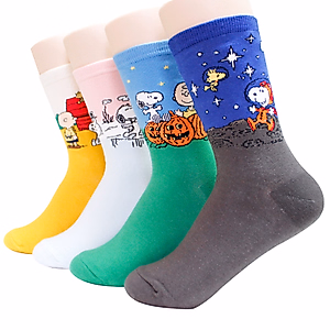 The Peanuts Snoopy Women and teen girls Licensed Socks Collection Socksense (Travel_4pairs)