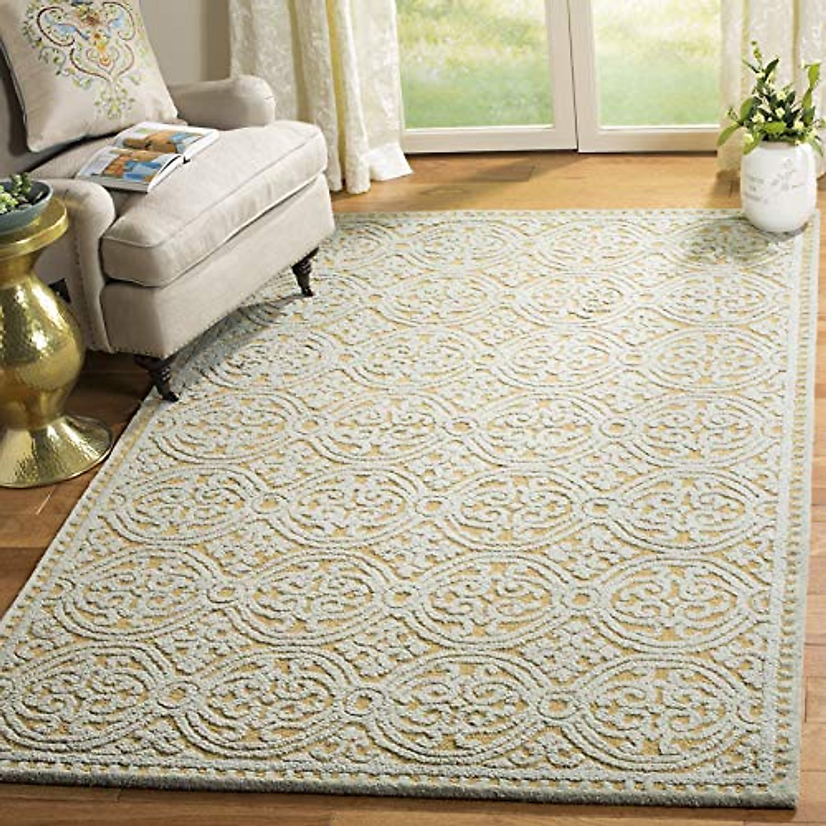 SAFAVIEH Cambridge Collection 4' Square Blue/Gold CAM234A Handmade Moroccan Premium Wool Area Rug