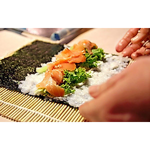 BambooMN Sushi Maker Kit 2x Green Bamboo Rolling Mats, 1x Rice Paddle, 1x Spreader, 1x Compartment Sauce Dish + 6 Prs Chopsticks | 100% Bamboo Mats and Utensils