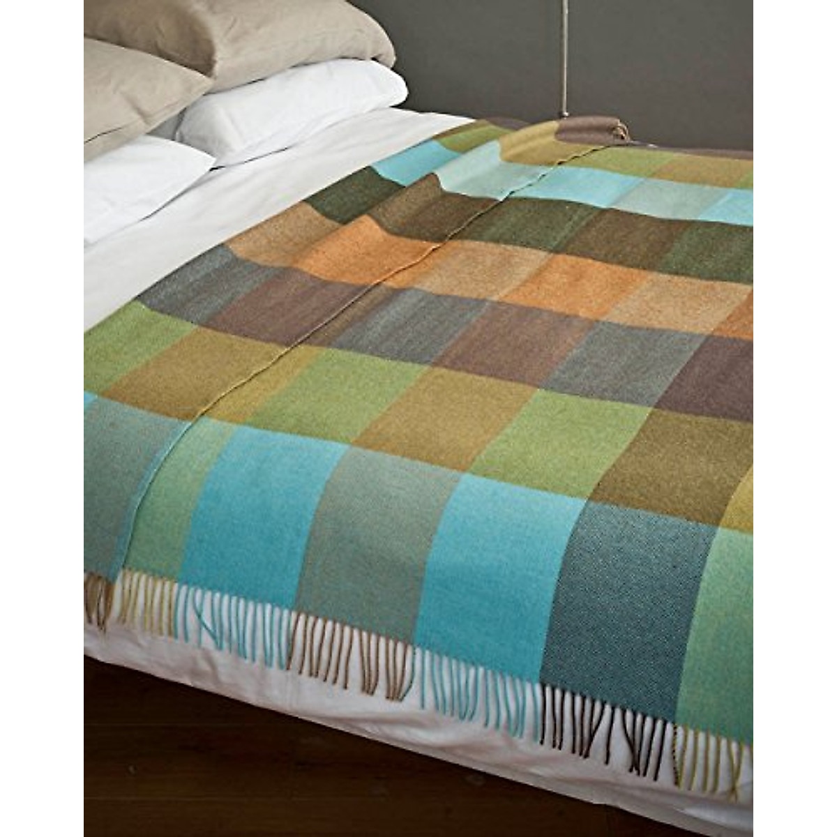 Avoca Throw - Mahon (56" x 40") Made in Ireland (56" x 72")