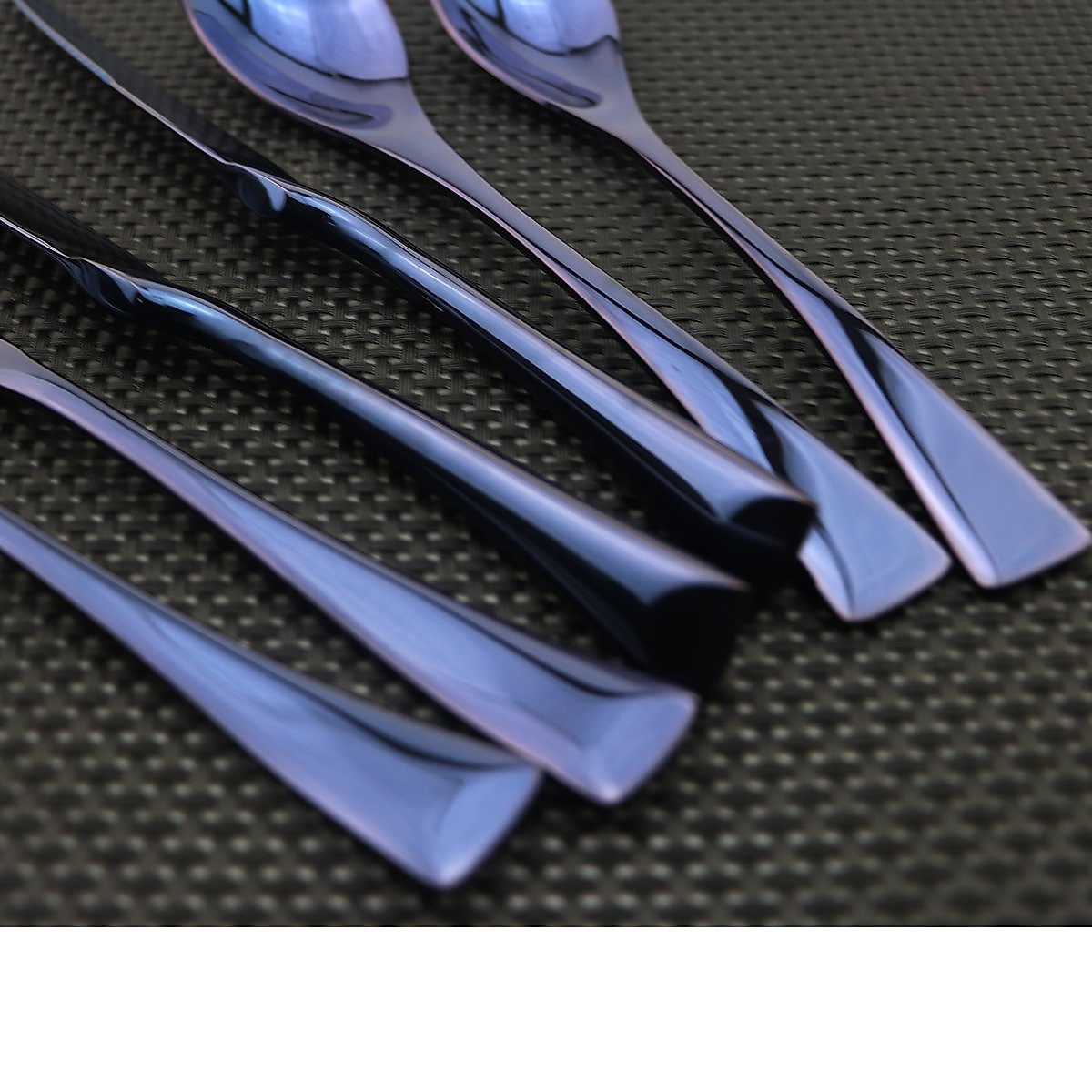 Uniturcky Flatware Set 18/10 Stainless Steel Mirror Polished Blue Cutlery - Silverware Utensil Set of Serrated Steak Knife Dinner Fork Knife Spoon Salad Fork Dessert Spoon,24 Piece Service for 4