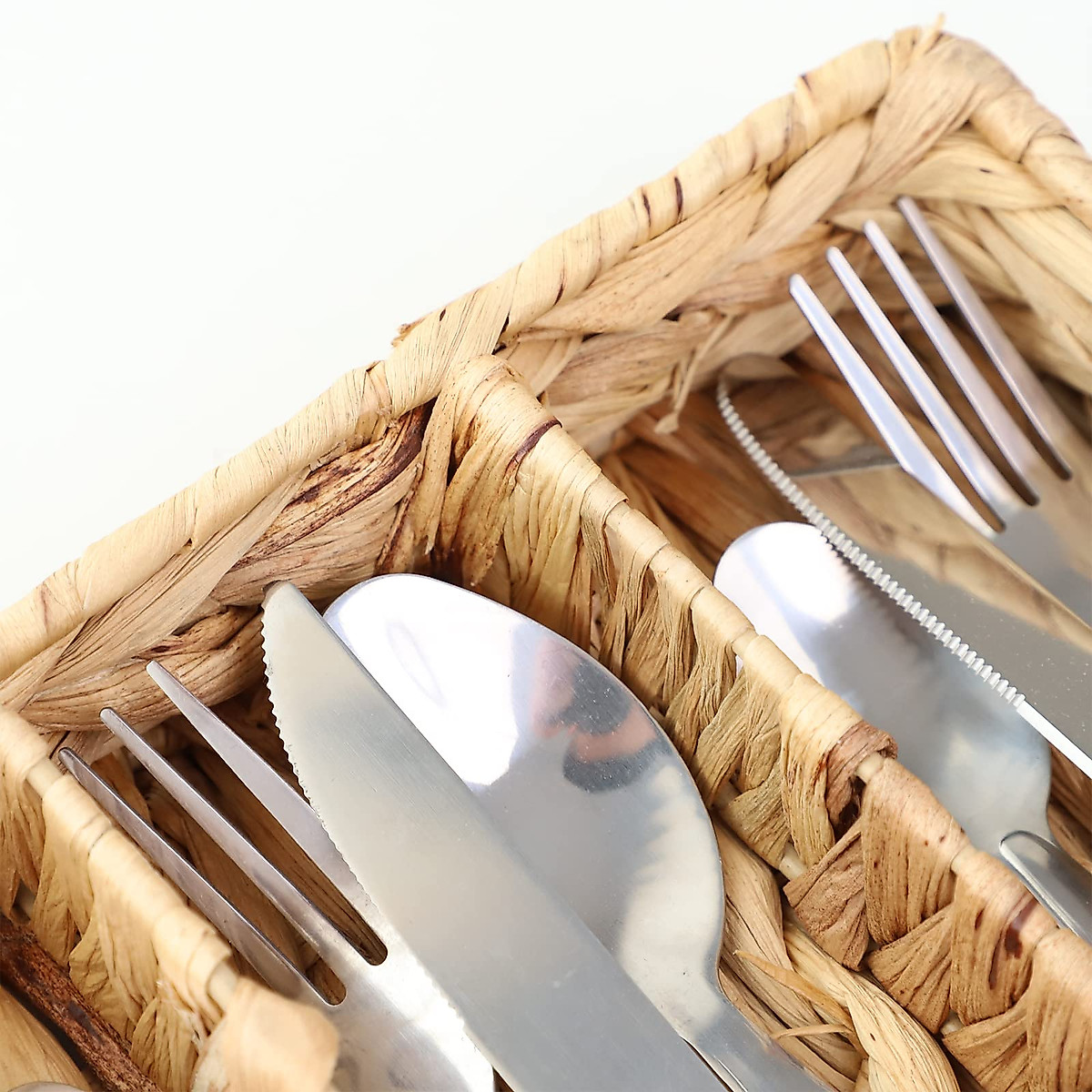 YAHUAN Water Hyacinth Divided Storage Basket Silverware Organizer for Drawer Decorative Woven Water Hyacinth Rectangular 4 Compartment Severing Tray (Water Hyacinth)