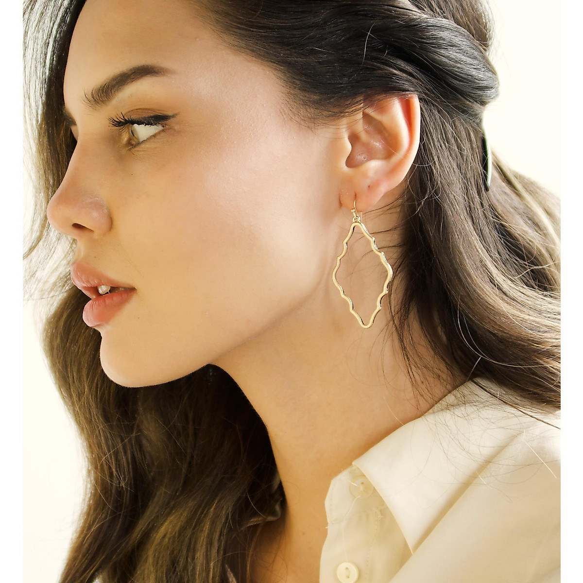 POMINA Lightweight Simple Basic Geometric Gold Dangle Drop Earrings Open Gold Teardrop Earrings for Women (A) Worn Gold)