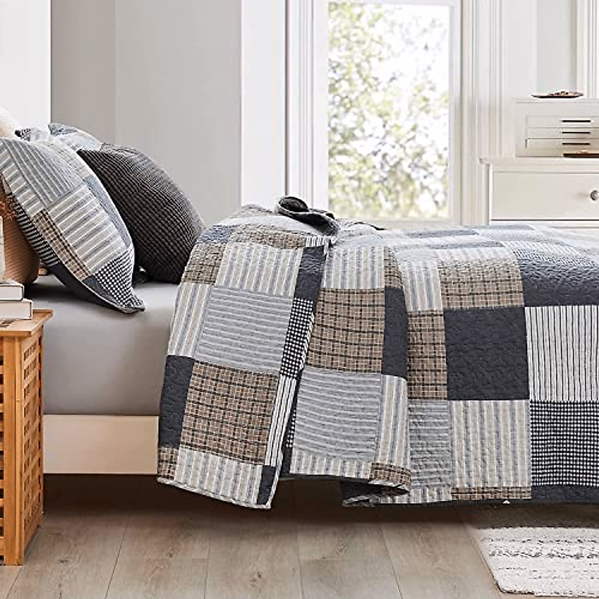 PANGUSHAN Twin Size Quilt Set,100% Cotton Quilt,Patchwork Plaid Quilt Bedding Set Bedspreads,Gray(Grey)/Black/Tan/White/Cream Quilt for Twin Bed,Reversible Lightweight Comforter Bed Set,2 Pieces