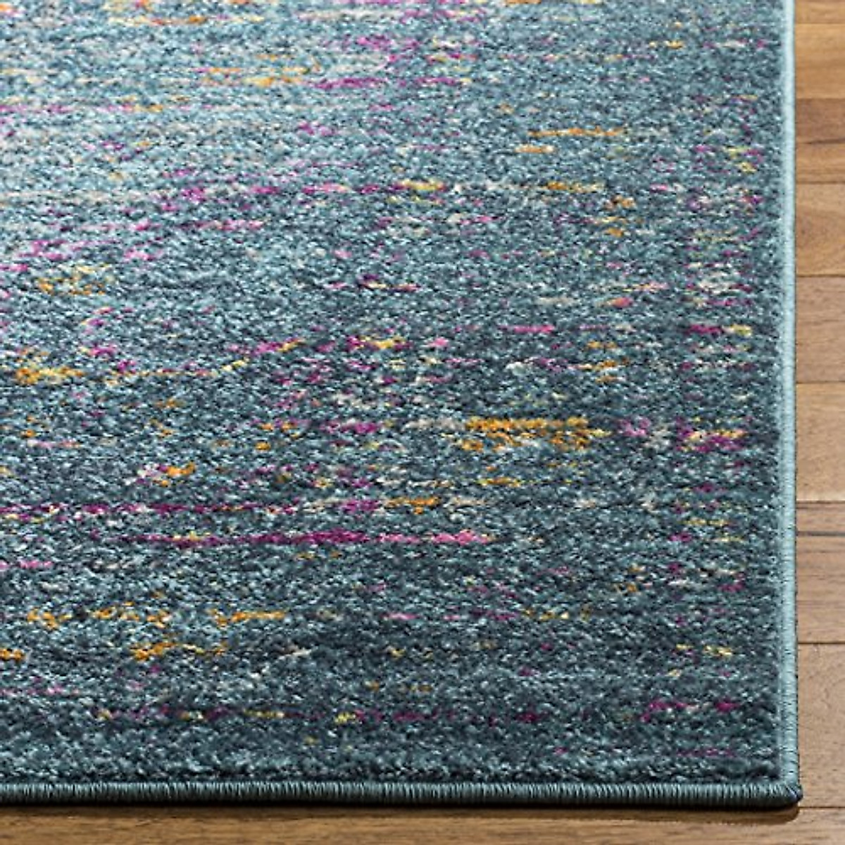 SAFAVIEH Madison Collection Area Rug - 5'1" x 7'6", Blue & Fuchsia, Boho Chic Distressed Design, Non-Shedding & Easy Care, Ideal for High Traffic Areas in Living Room, Bedroom (MAD122C)