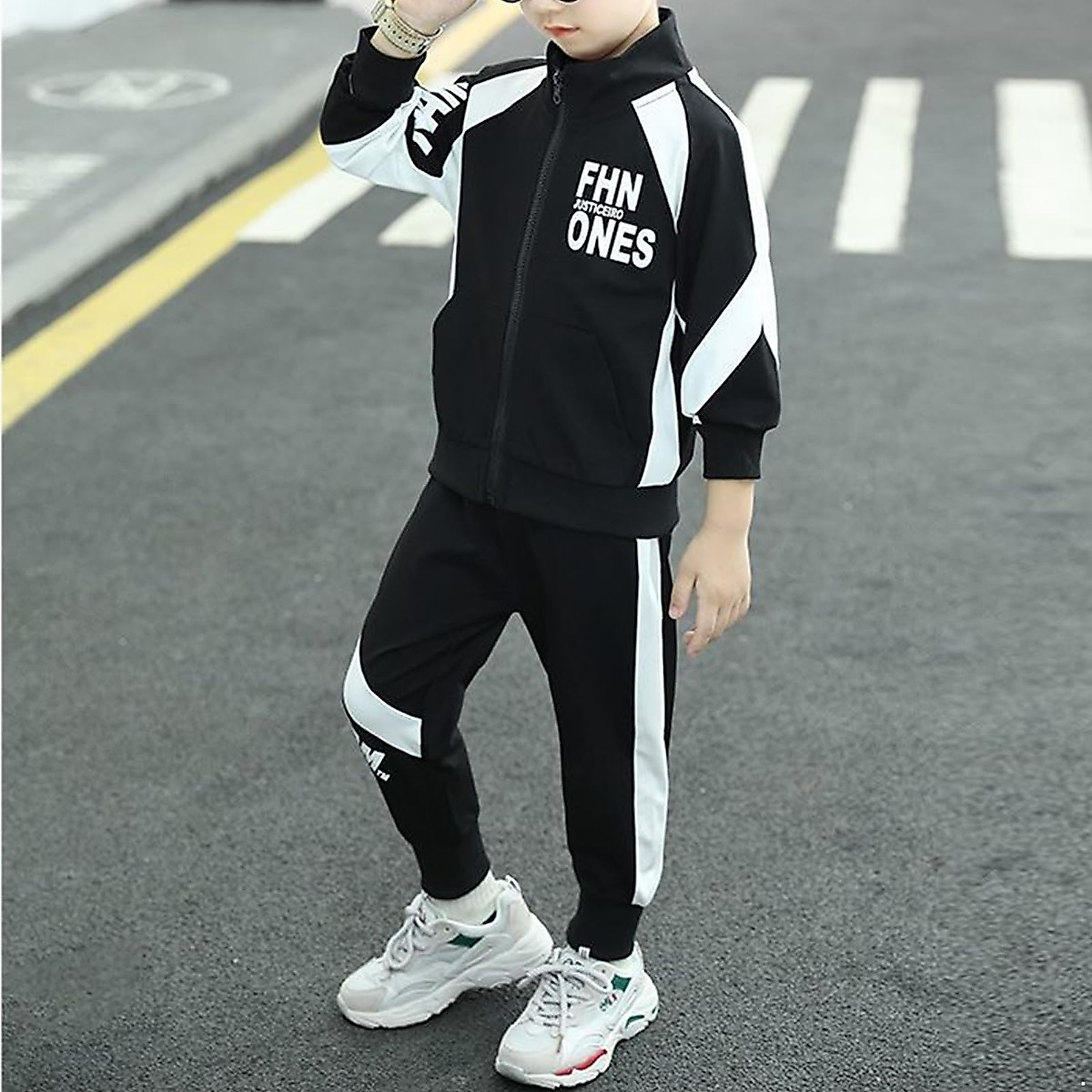 YEAHDOR Kids Boys 2 Piece Tracksuit Set Long Sleeve Hoodies Sweatshirt and Sweatpants Outfit Sport Athletic Activewear Black & white 7-8 Years