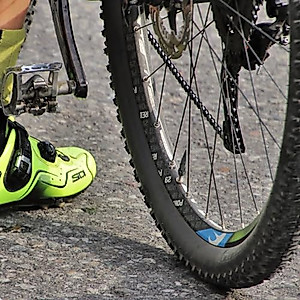 Osilly Car Tire Valve Caps, 4PCS Long Impale Spike Style Aluminum Alloy Auto Tire Wheel Valve Stem Caps, Dustproof & Waterproof, Universal for Cars, SUVs, Trucks, Bicycles and Motorcycles (Black)