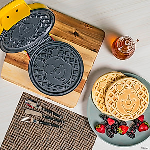 Uncanny Brands Disney Winnie the Pooh Waffle Maker - Your Favorite Honey Bear on Your Waffles
