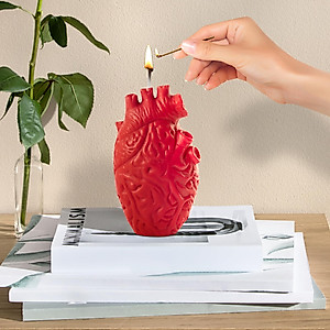 Zainpe Anatomical Heart Shaped Candle Gift Home Aesthetic Decor Pine Fragrance Natural Soy Wax Handmade Aromatherapy Candle Desk Decoration for House Bedroom Party Supplies 2.4 x 4.1 in