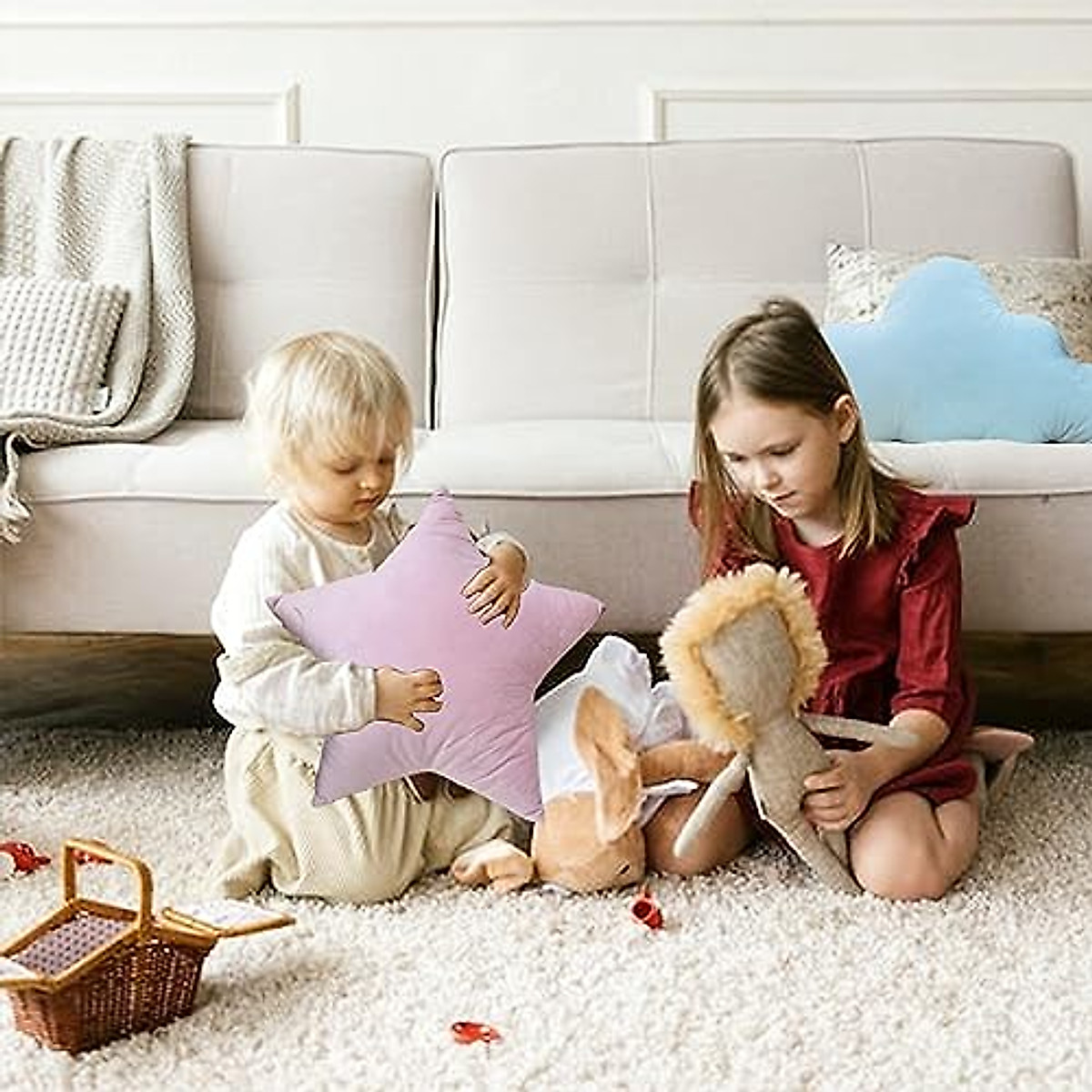 YRXRUS Star Pillow, Royal Blue Star Shaped Throw Pillow, Soft Velvet 18x18 Inches Cute Pillow for Living, Bedroom Decorative, Birthday Gift for Women Girl Kids