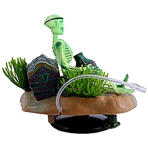 POPETPOP Aquarium Ornament Pirate Skeleton Decoration Skull Fish Tank Decor Cave for Hiding Betta Fish Accessories