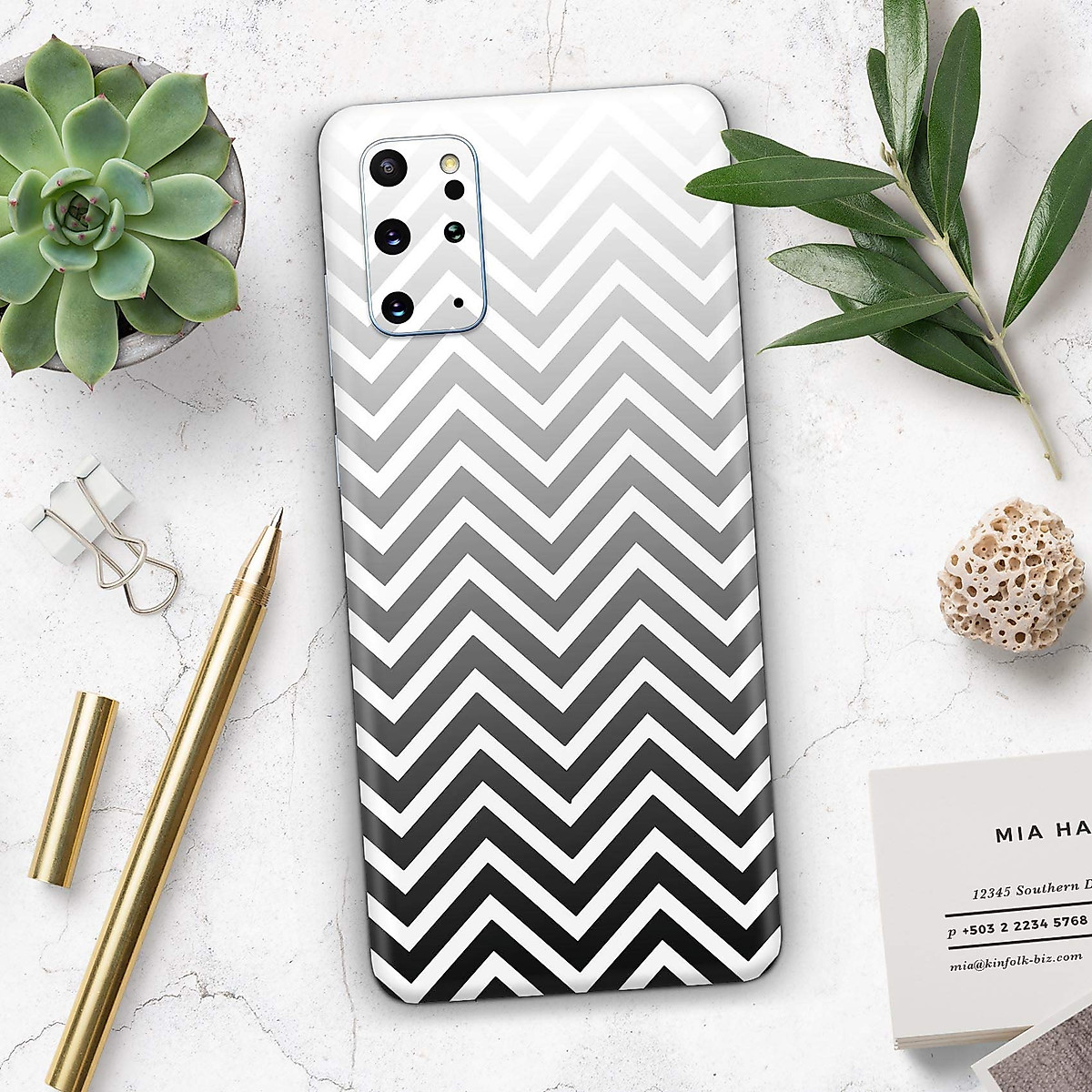 DesignSkinz White & Gradient Sharp Chevron Protective Vinyl Decal Wrap Skin Cover Compatible with The Samsung Galaxy S20 (Screen Trim & Back Glass Skin)