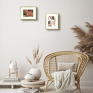 Frametory, 8x10 Aluminum Photo Frame for 5x7 Pictures with Mat or 8x10 without, Real Glass, Wall or Tabletop Metal Picture Frame Collection (Gold, 1 Pack)