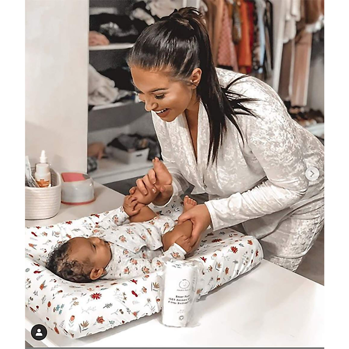 Bassinet Sheet Floral Premium Organic Cotton, Cradle and Bassinet Mattress Sheets, Breathable and Super Soft Standard Fitted Sheet for Oval, Hourglass, and Rectangle Mattresses (Bassinet)