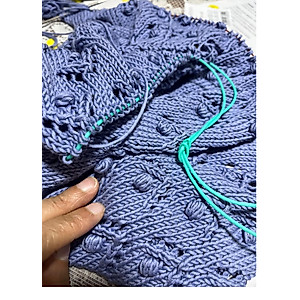 MeyaGo 2PCS Silicone Knitting Stitches Holder Barber Cord Stitch Markers Knit Stiches Keeper Silicone Knitting Cords with Knitting Needle Stoppers in a Storage Tin