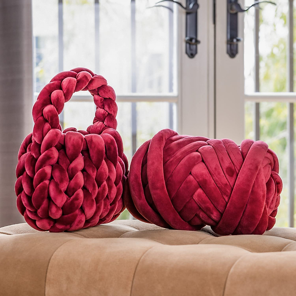 TUCO DEALS Ultra Soft 2.2 LBS (1kg) Chunky Yarn for Hand Knitting, Lush Velvet Fabric Tube Yarn to Make Handbags, Pillows, Blankets, Crafts (Grey)