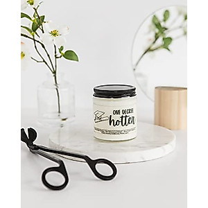 One degree hotter Soy Candle (Vanilla Cupcake, 3.5 ounces)