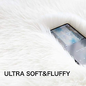 Super Soft Premium Faux Sheepskin Fur Sofa Chair Cover Plush Seat Cushion Pad Shaggy Area Rugs for Bedroom Floor, 2ft x 3ft, White