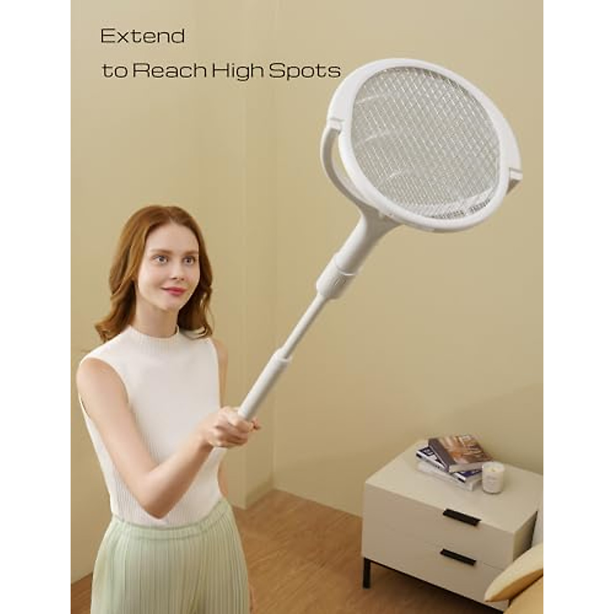 Rotating Head Rechargeable Fly Swatter Electric Fly Swatter Racket Bug Zapper Racket Indoor Bug Zapper Indoor Fly Zapper Repellent Fruit Fly Trap Mosquito Zapper, with a Telescopic Extension