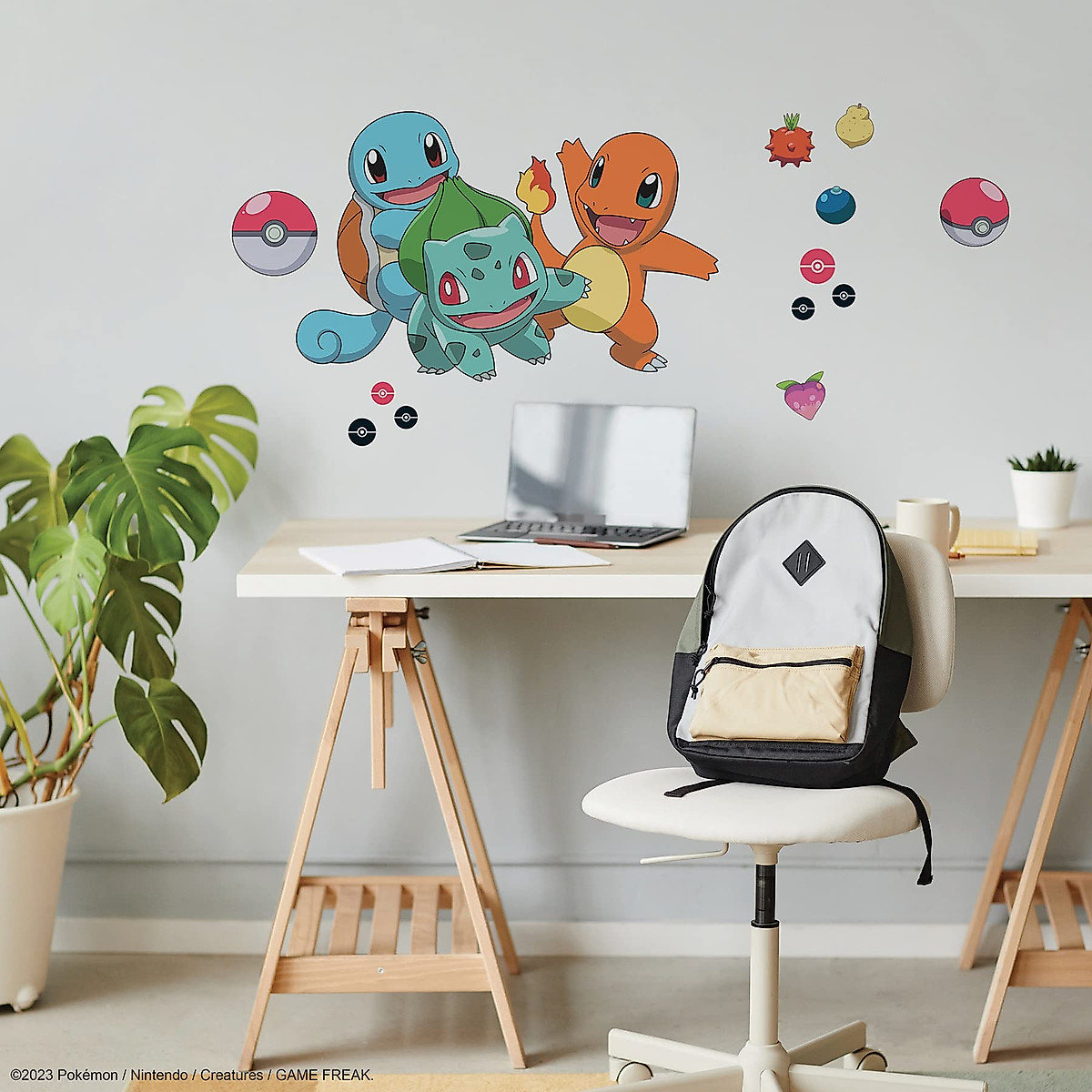 RoomMates RMK5361GM Pokémon Squirtle, Charmander, and Bulbasaur Peel and Stick Giant Wall Decals