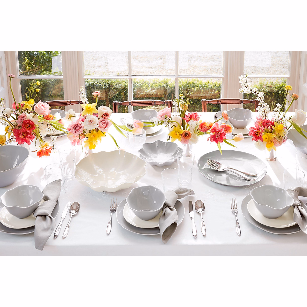 Portmeirion Sophie Conran Arbor Pasta Bowl | Set of 4 Bowls for Pasta, Salad, Soup and Side Dishes | 9-inch Organic Shape Stoneware | Dishwasher Safe (Dove Grey)