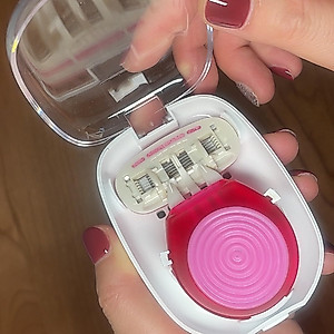 Mini 5 Blade Razor for Women, Disposable Shaving Razor Travel Size Toiletries, Extra Smooth Body Razor for Personal Hygiene Kit Essentials, with Travel Case (Mini Handle and 3 cartridge)