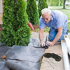 100 pcs 6 inch U-Shaped Landscape Staples and 100 pcs Fixing Gasket Sets, Garden Landscape Staples are Suitable for Outdoor Irrigation Hoses,Fixed Fences,Artificial Turf Nails and Tents.