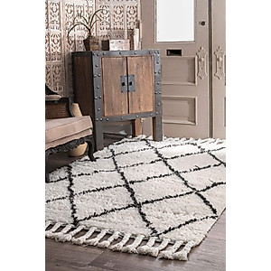 nuLOOM Hand Knotted Fez Shag Area Rug, 4x6, Natural