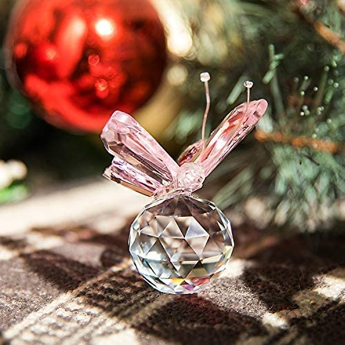 H&D HYALINE & DORA Pink Crystal Flying Butterfly with Crystal Ball Base Figurine Collection Cut Glass Ornament Statue Animal Collectible