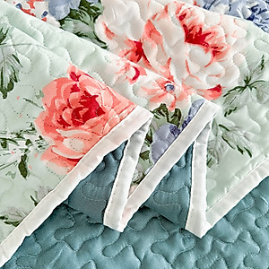 UOZZI BEDDING Botanical Quilt Set Queen Size 90x90 3 PC Reversible Soft Microfiber Lightweight Green Coverlet with Blue Red Flowers Bedspread Summer Bed Cover for All Season (1 Quilt+ 2 Shams)
