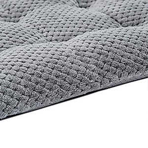WONDER MIRACLE Fuzzy Deluxe Pet Beds, Super Plush Dog or Cat Beds Ideal for Dog Crates, Machine Wash & Dryer Friendly (15" x 23", S-Grey)