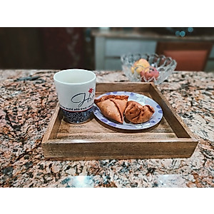 Natural Brown Wood Large Square Shaped Rustic Wooden Serving Tray Farmhouse Decor Square Top Breakfast Trays Tea Cheese Board Coffee Table