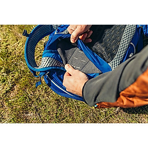 Gregory Mountain Products Miwok 32 Hiking Backpack , Flame Black