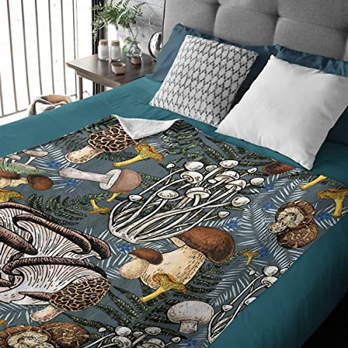 Yaoola Dark Green Wild Jungle Mushroom Flannel Blanket, All Season Soft Cozy Plush Bed Throw fit Bedroom Living Room Sofa Couch Bedding Office Cinema Farmhouse Beach Yoga Travel 80"x60" for Adult