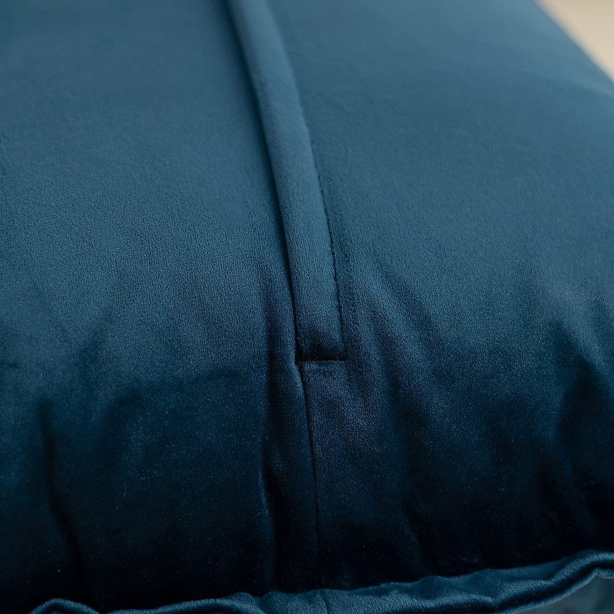 Yangest Blue Decorative Velvet Throw Pillow Cover with Cloth Texture Patchwork Cushion Case Modern 18x18 Inch Pillowcase for Sofa Couch Bedroom Living Room Home Decor